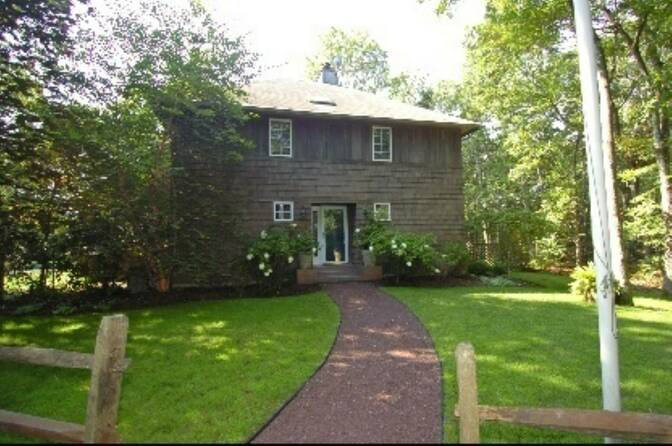 East Hampton Real Estate & Homes for Sale | Out East